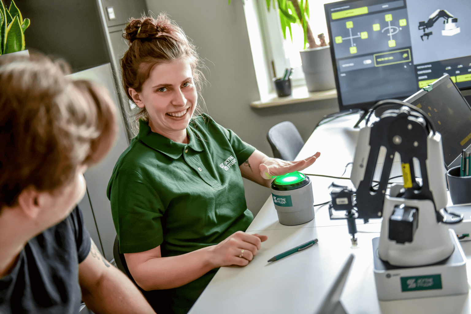 Digital Twin Robot Arm Software - Somco Software